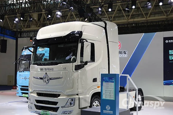 European Version of Dongfeng Tianlong GX Hydrogen Fuel Cell Semi-trailer